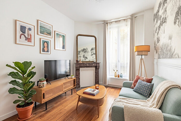 Bois-Colombes, Mairie, Gare - Appartement 2 pièces à vendre