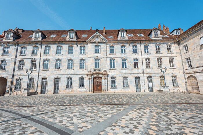 Appartement à louer - Montrapon, Montboucons, Besançon - 1 pièce - 1 chambre