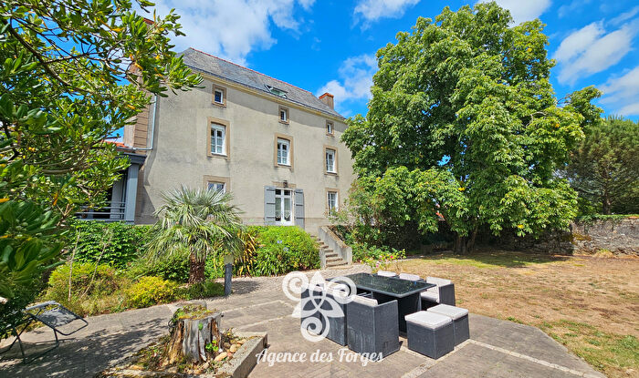 Maison à vendre - Vallet - 9 pièces - 6 chambres