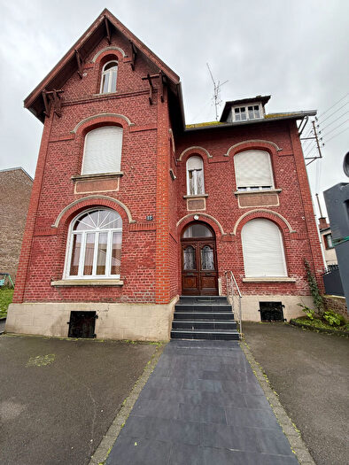 Maison à vendre - Caudry, Centre-ville - 8 pièces - 4 chambres