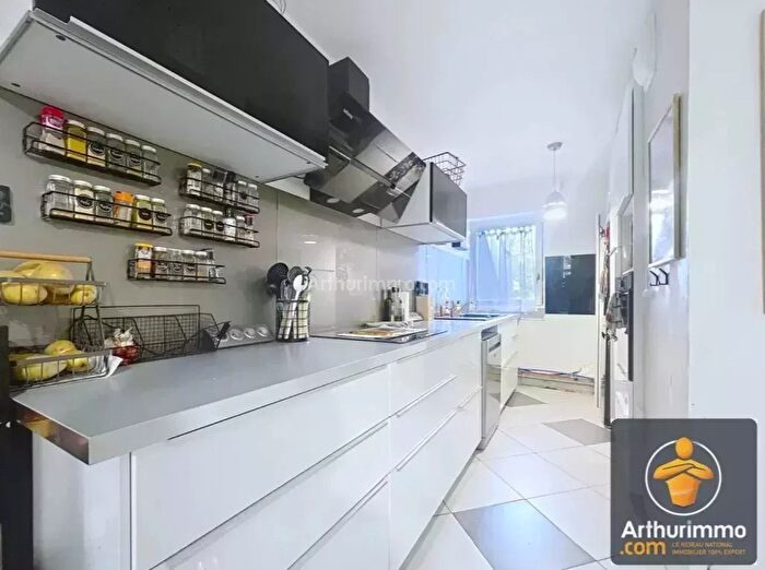 Appartement 5 pièces à vendre - Évry, Les Epinettes