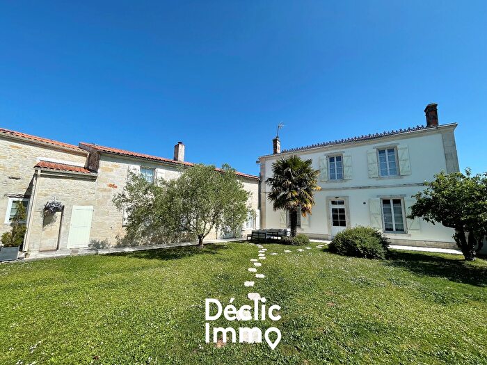 Maison à vendre - Sainte-Soulle - 7 pièces - 6 chambres