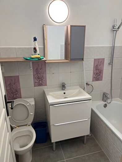 Appartement à louer - Moissac, Centre-ville - 1 pièce