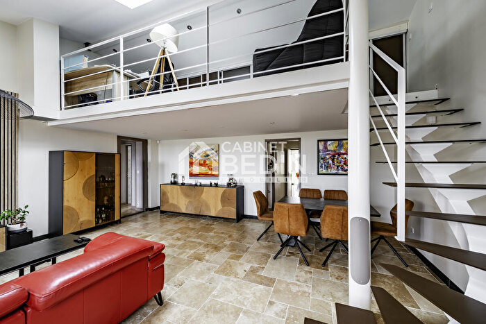 Maison à vendre - Léognan - 6 pièces - 4 chambres