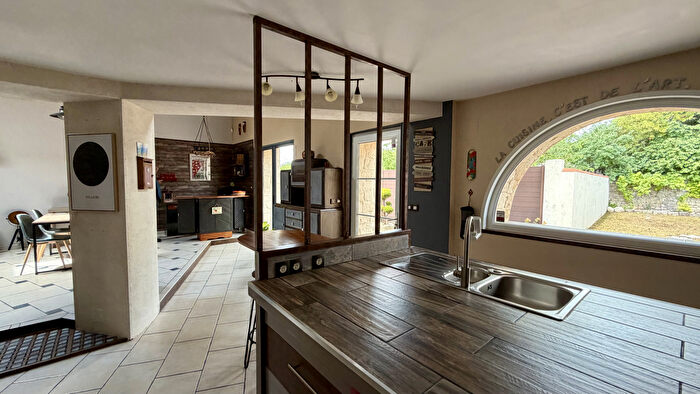 Maison 6 pièces à vendre à Varaize
