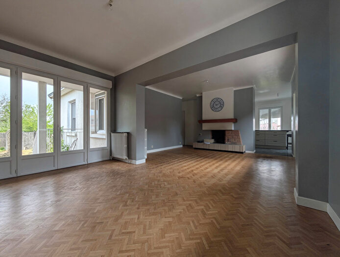Maison 6 pièces à Chantonnay, à vendre