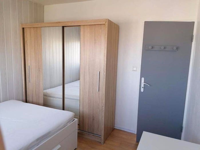 Appartement 1 pièce à louer à Jean-Jaures-Ravezie, Le Bouscat