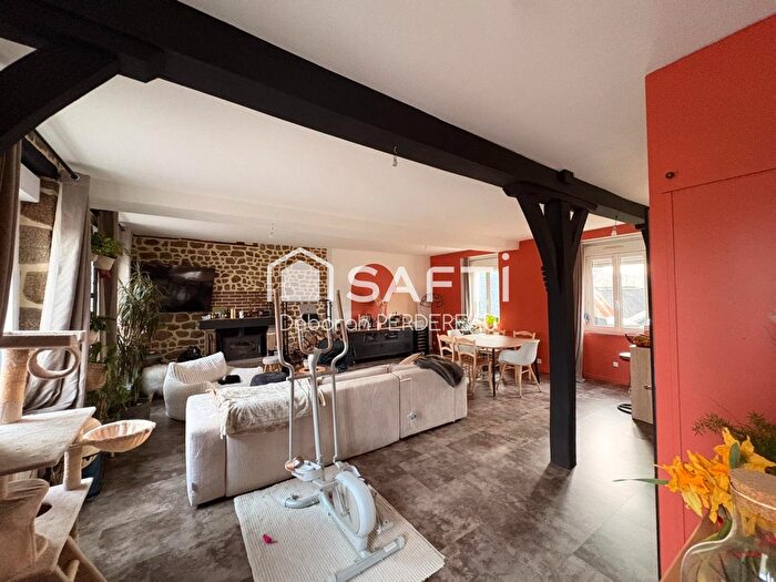 Briouze : Appartement 3 pièces à vendre