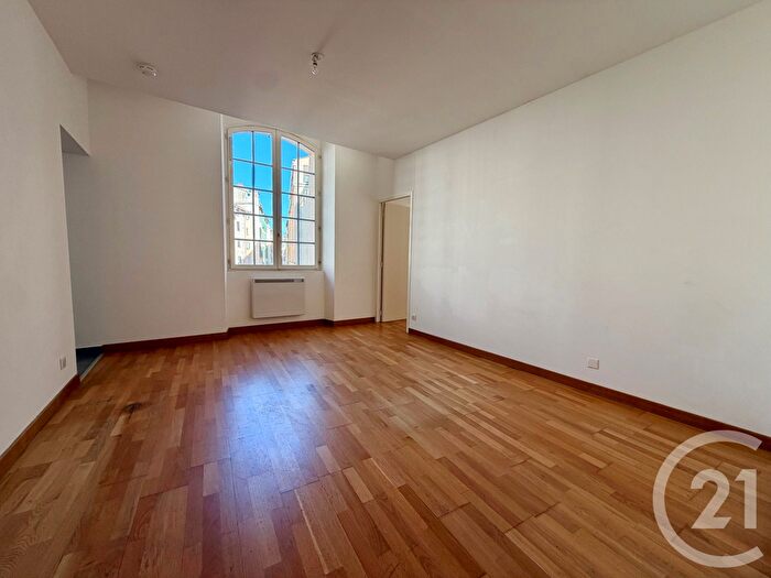 Appartement 4 pièces à Toulon, Centre-ville, à vendre