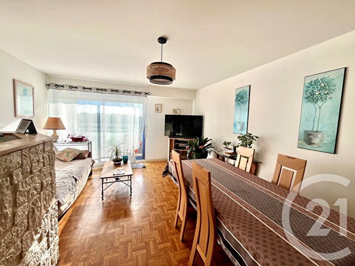 Appartement à vendre - Saint-Gilles-Croix-de-Vie - 2 pièces - 1 chambre