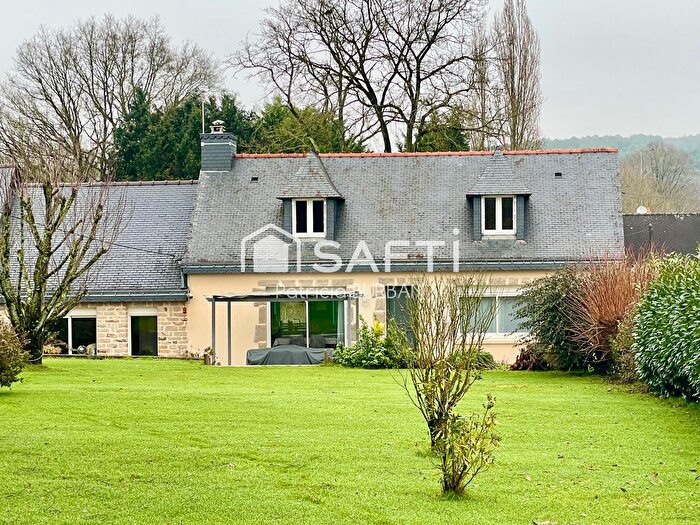 Maison 6 pièces à vendre à Pleucadeuc