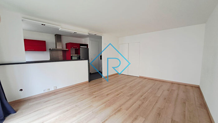 Paris 19ème, Porte des Lilas : Appartement 3 pièces à vendre