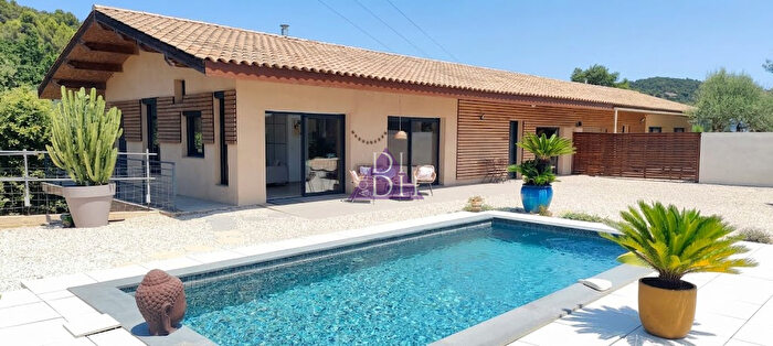 Maison 6 pièces à Hyères, Maurels, à vendre