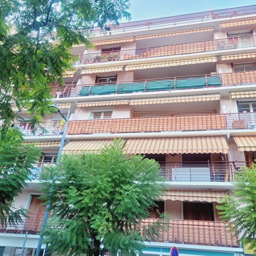 Appartement à louer - Beausoleil, Moneghetti - 3 pièces - 2 chambres