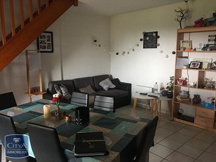 Appartement 5 pièces à Laval, Les Pommeraies, à vendre