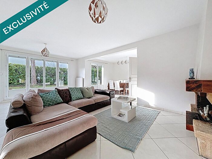 Maison à vendre - Chantilly - 7 pièces - 4 chambres