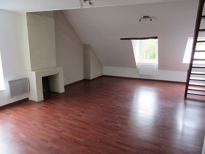 Gerard Yvon, Vendôme : Appartement 2 pièces à louer