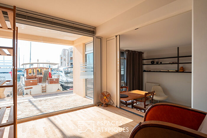 Appartement à vendre - Bormes-les-Mimosas, La Favière, Le Gau, Cap-Bénet, Cabasson, Plages - 1 pièce - 1 chambre