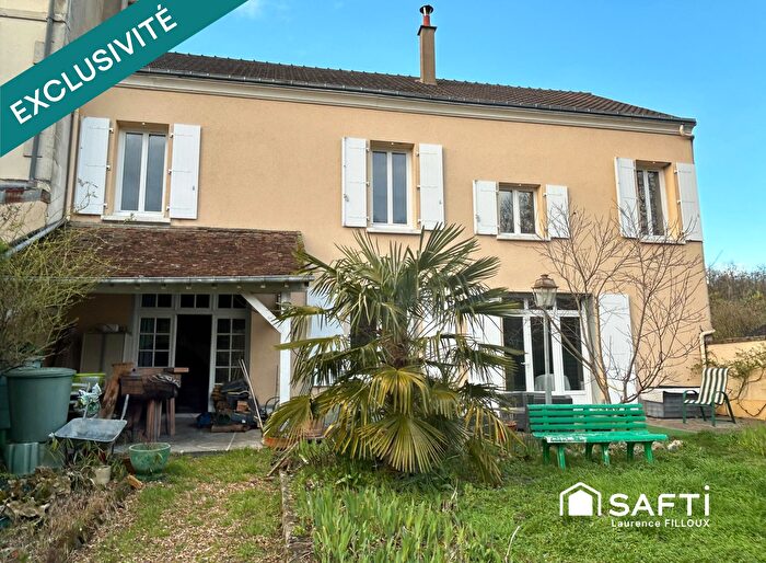 Maison à vendre - Vendôme, Centre-ville, Rochambeau - 7 pièces - 6 chambres