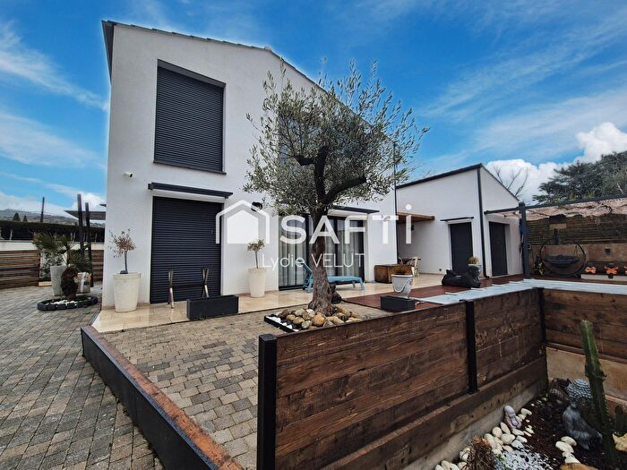 Maison à vendre - Pélissanne - 5 pièces - 3 chambres