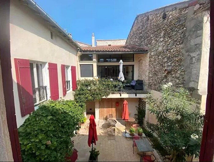 Maison à vendre - Eyragues - 9 pièces - 6 chambres