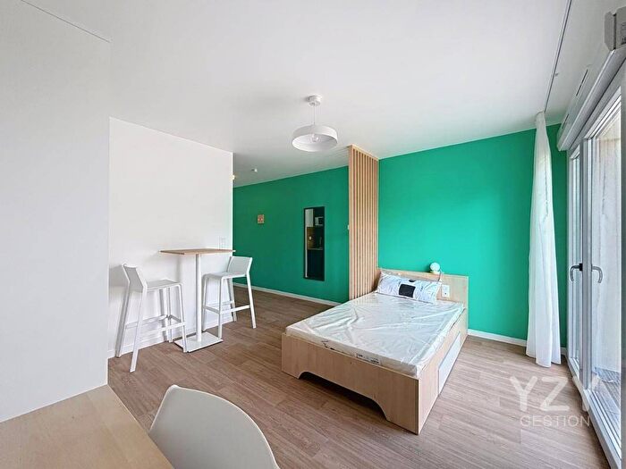 Pouillé-Saint Aubin, Les Ponts-de-Cé : Appartement 1 pièce à louer