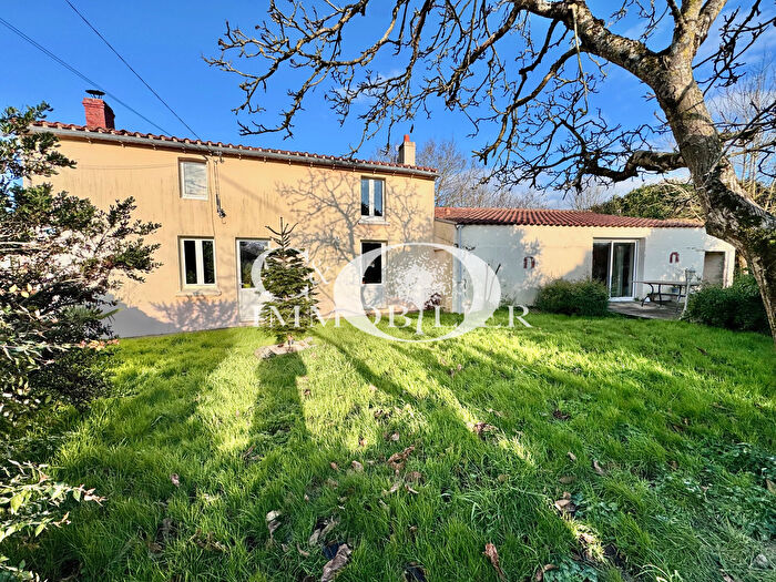 Maison à vendre - Touvois - 4 pièces - 3 chambres