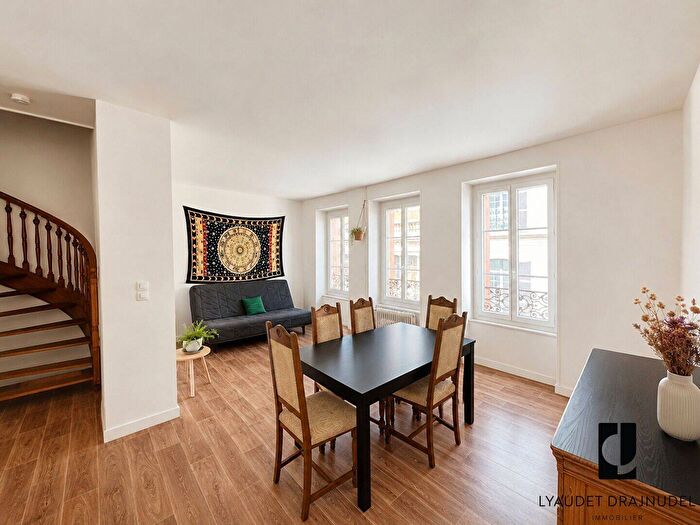 Le Centre-Centre Ville, Roanne : Appartement 2 pièces à louer