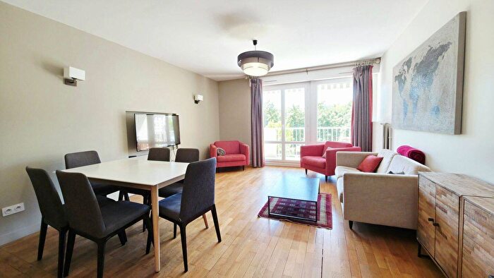 Appartement à louer - Brotteaux, Lyon ème arrondissement - 3 pièces - 2 chambres