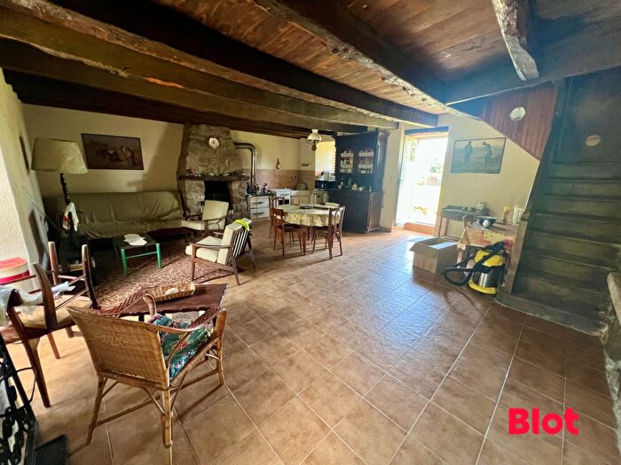 Maison à vendre - Plouasne - 5 pièces - 4 chambres