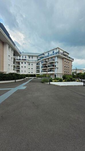 Appartement à louer - Village Parisien, Drancy - 1 pièce