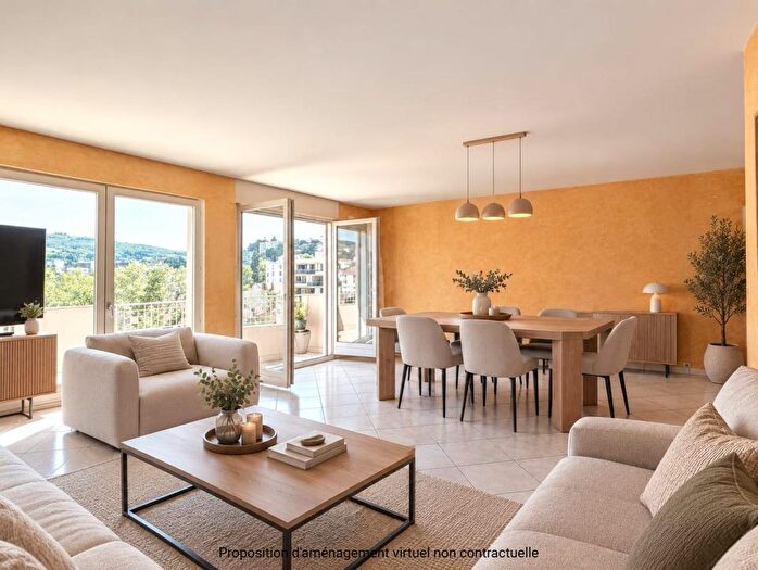 Appartement 4 pièces à Saint-Étienne, Saint-Roch, Vivaraize, Valbenoite, Centre Deux, à vendre