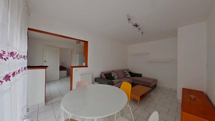 Appartement à louer - La Roche-Posay - 2 pièces - 1 chambre