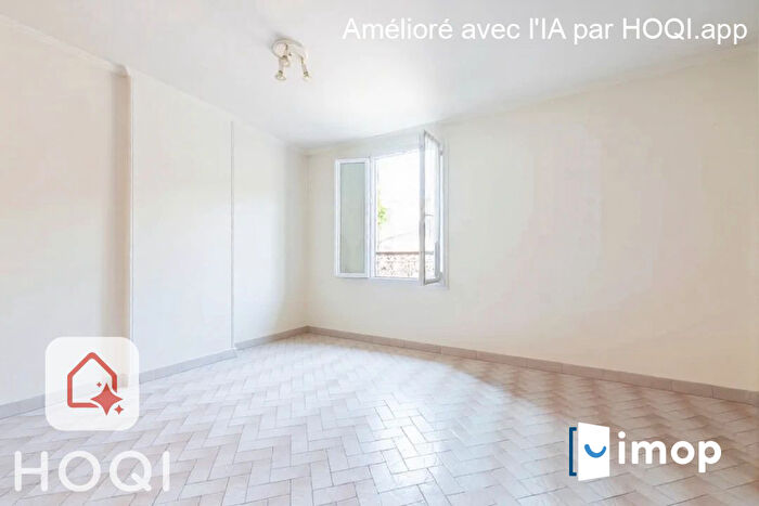 Courbevoie, Marceau République : Maison 3 pièces à vendre