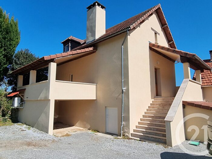 Nabirat : Maison 4 pièces à louer