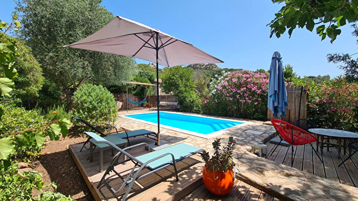 Maison à vendre - Vailhan - 5 pièces - 3 chambres