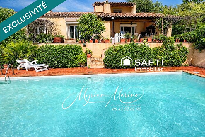 Maison à vendre - Fréjus, Saint-Aygulf - 7 pièces - 5 chambres