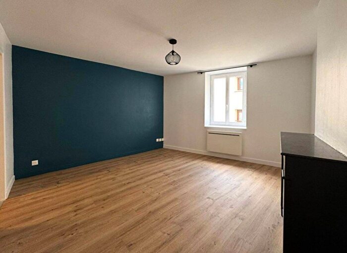 Appartement 2 pièces à Estialet le Bouchet, Montbrison, à louer
