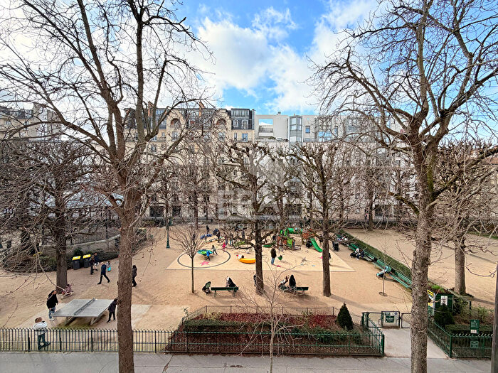 Appartement à vendre - Paris e , Violet, Commerce - 2 pièces - 2 chambres