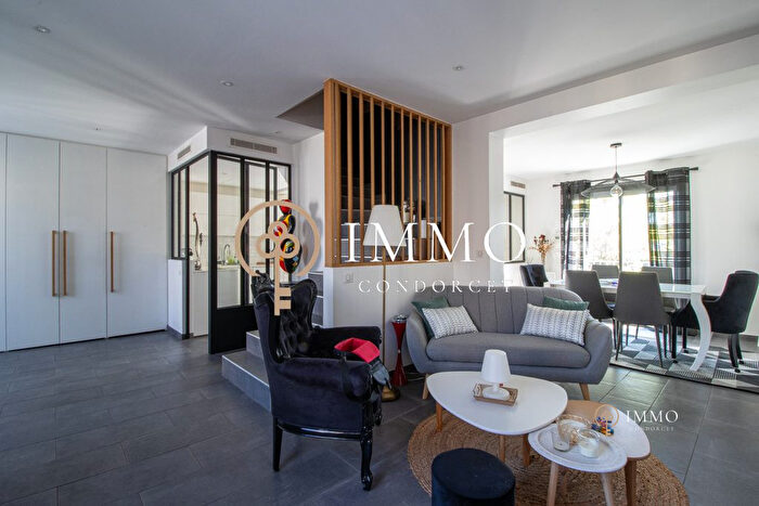 LHaÿ-les-Roses, Petit Robinson : Maison 5 pièces à vendre