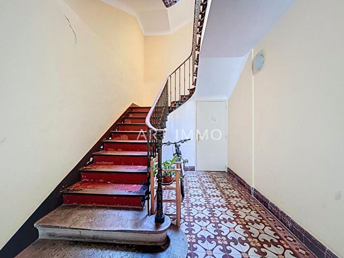 Appartement à vendre - Robion - 3 pièces - 2 chambres