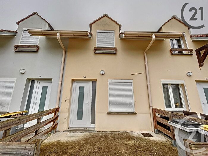Appartement 3 pièces à Pont-sur-Yonne, à louer