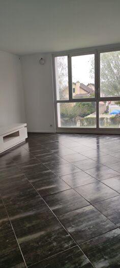 Appartement à louer - Soisy-sous-Montmorency, Les Noels, Champs de Course dEnghien, Gare - 3 pièces - 2 chambres