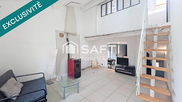 Appartement à vendre - Claviers - 3 pièces - 2 chambres