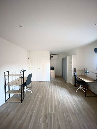 Appartement à louer - Caudèrès, Talence - 1 pièce