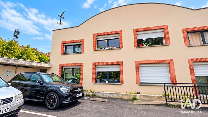 Corbeil-Essonnes, Centre-ville : Appartement 3 pièces à vendre