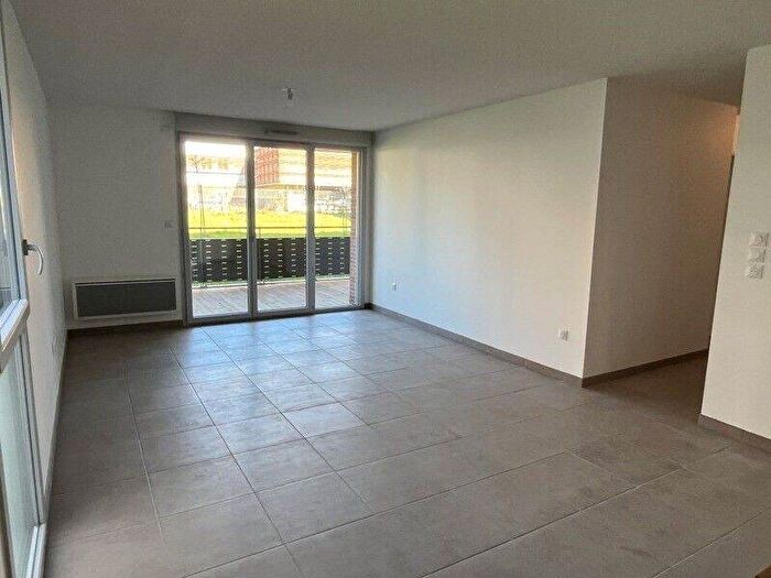 Appartement à louer - Croix-daurade, Toulouse - 3 pièces - 2 chambres