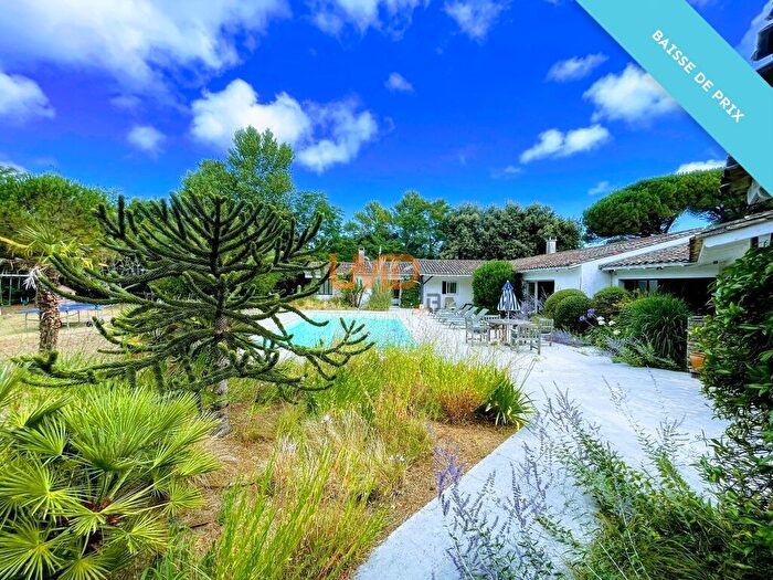 Maison à vendre - Les Portes-en-Ré - 8 pièces - 6 chambres