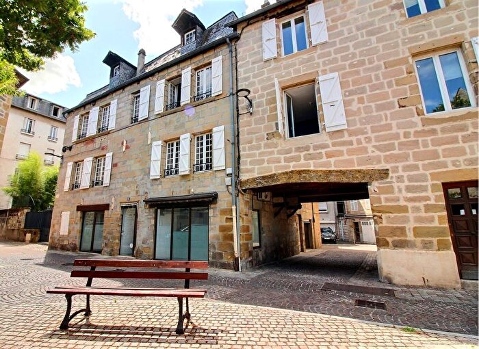 Brive-la-Gaillarde, Centre-ville, Pont Cardinal, Champanatier : Maison 7 pièces à vendre
