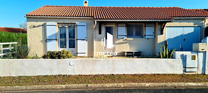 Maisons à vendre et appartements à louer - 1